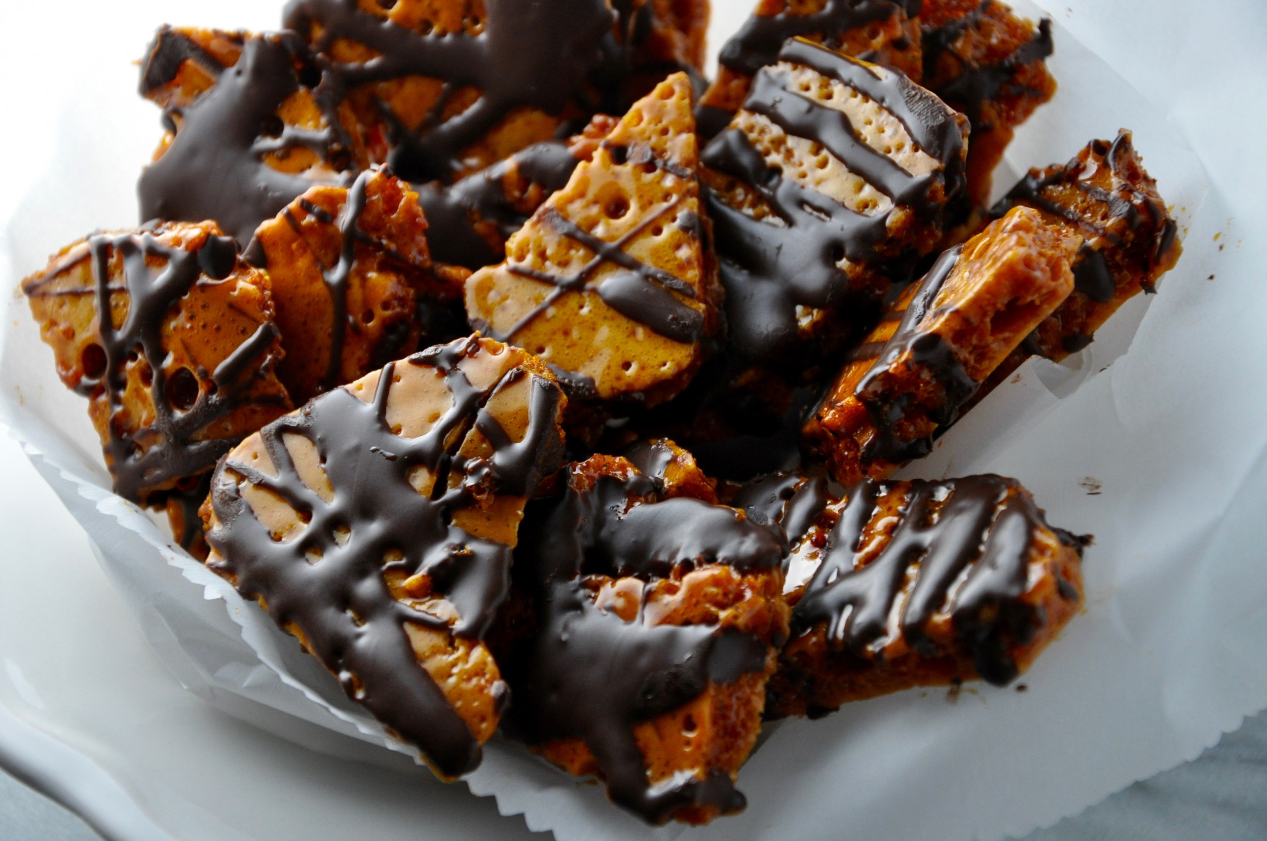 Honeycomb Crunch with Dark Chocolate Drizzle - Real Healthy Recipes